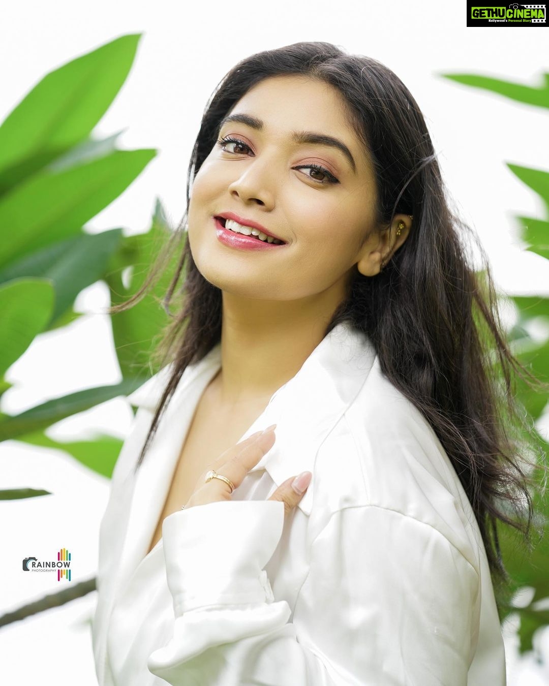 Priyanka Thimmesh Instagram White🤍 Good Morning 🥰 All 📸 By Rainbow