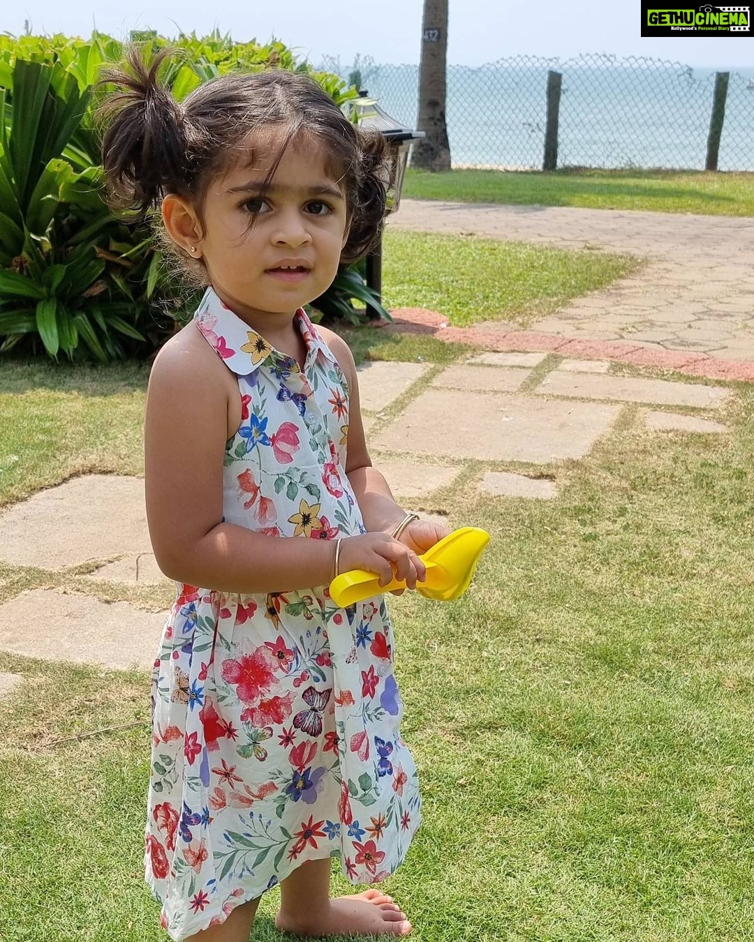 Actress Radhika Pandit HD Instagram Photos and Wallpapers June 2021 ...