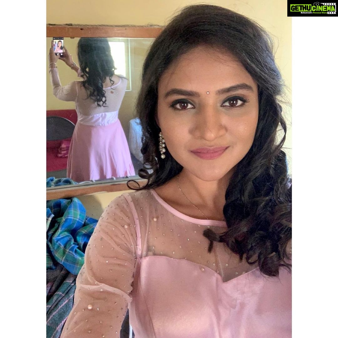 Actress Ranjani Raghavan HD Photos and Wallpapers July 2021 - Gethu Cinema