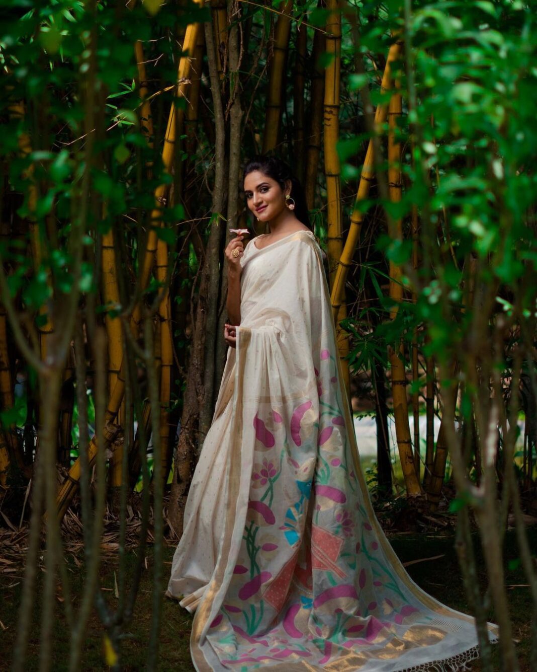 Actress Ranjani Raghavan HD Photos and Wallpapers August 2021 - Gethu ...