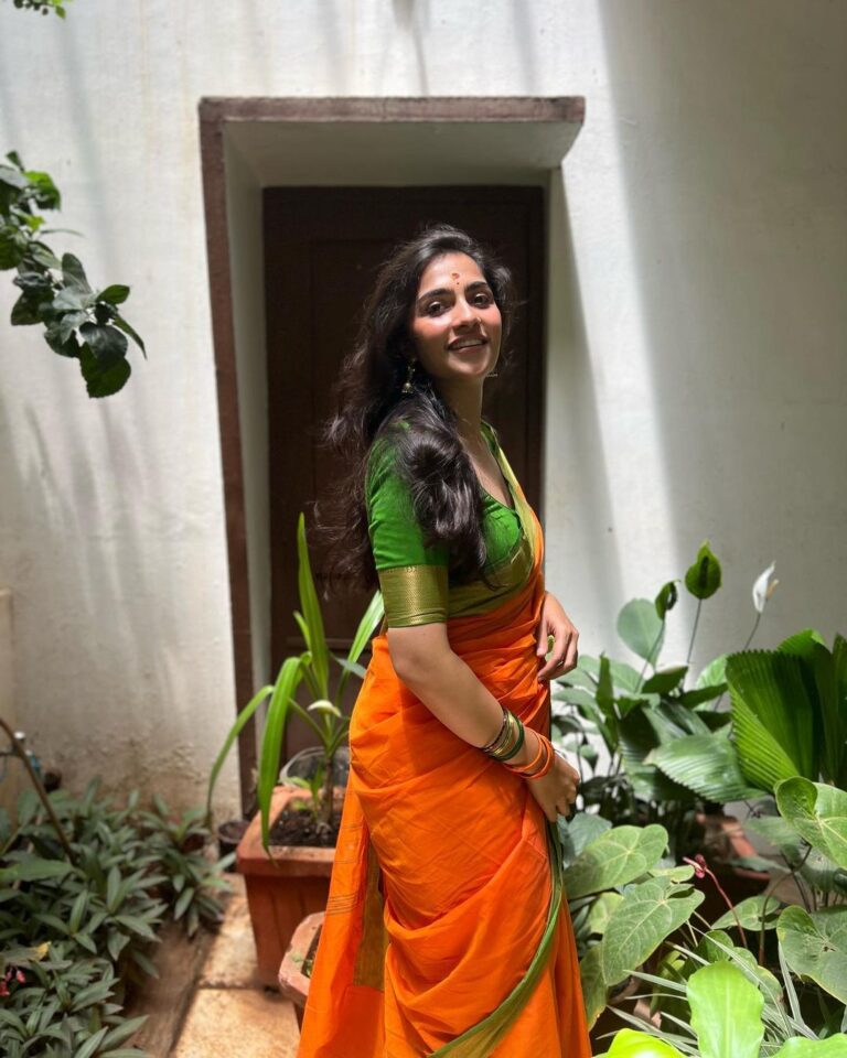 Rukmini Vasanth Wiki, Biography, Age, Gallery, Spouse and more