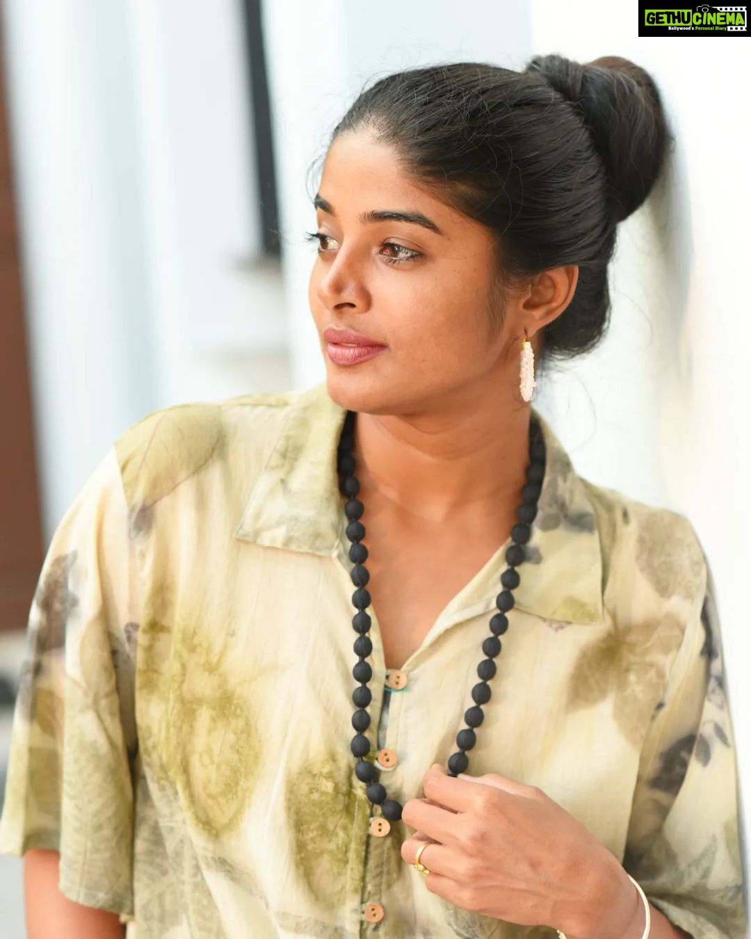 Sheela Rajkumar Instagram – ” A little contour & confidence ...