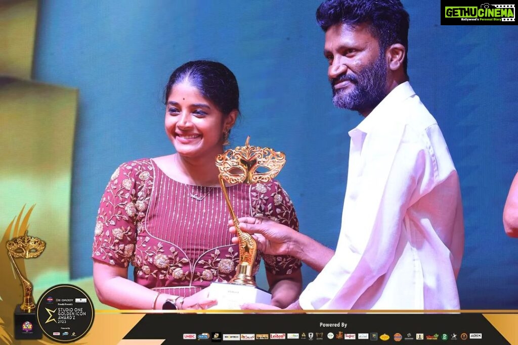 Actress Sheela Rajkumar HD Instagram Photos and Wallpapers October 2023 ...