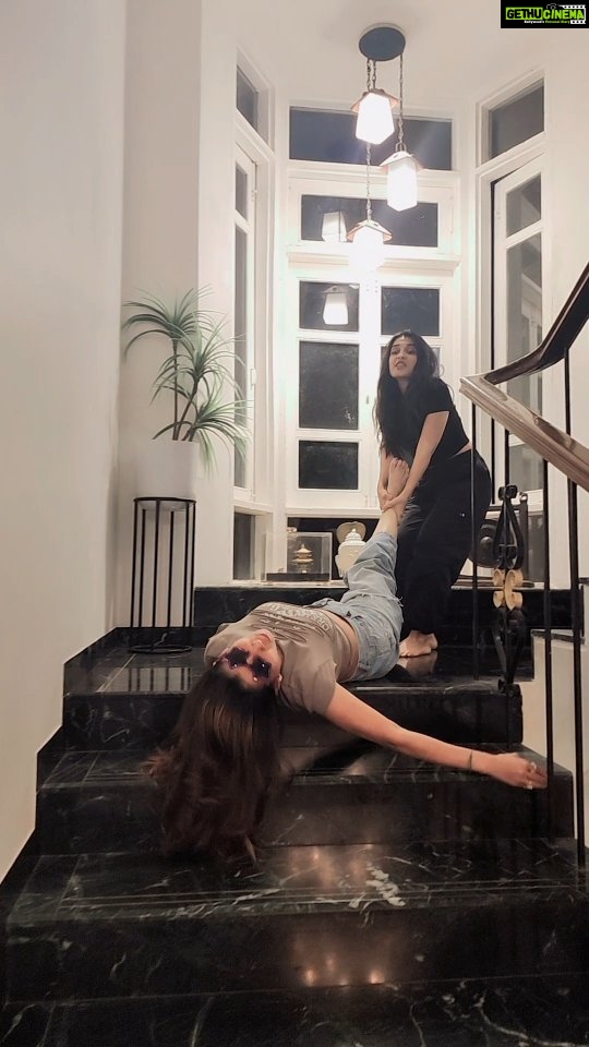 Actress Shiny Doshi HD Instagram Photos and Wallpapers October 2023 ...