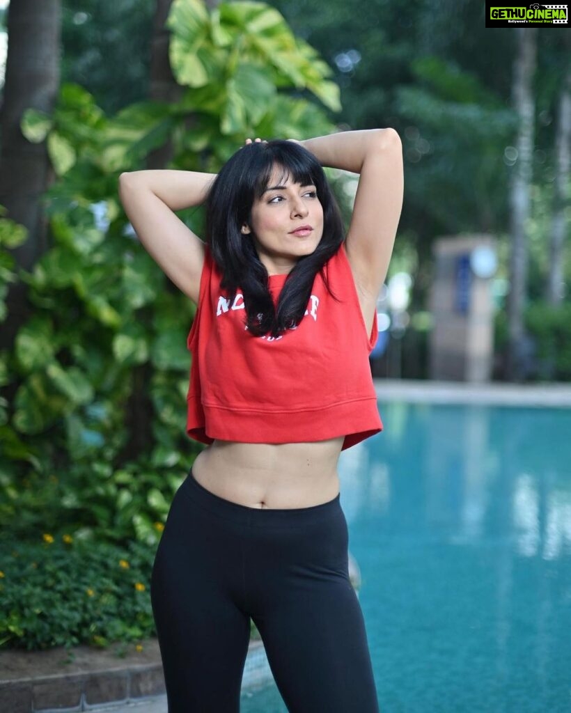 Actress Simple Kaul HD Instagram Photos and Wallpapers August 2023 ...