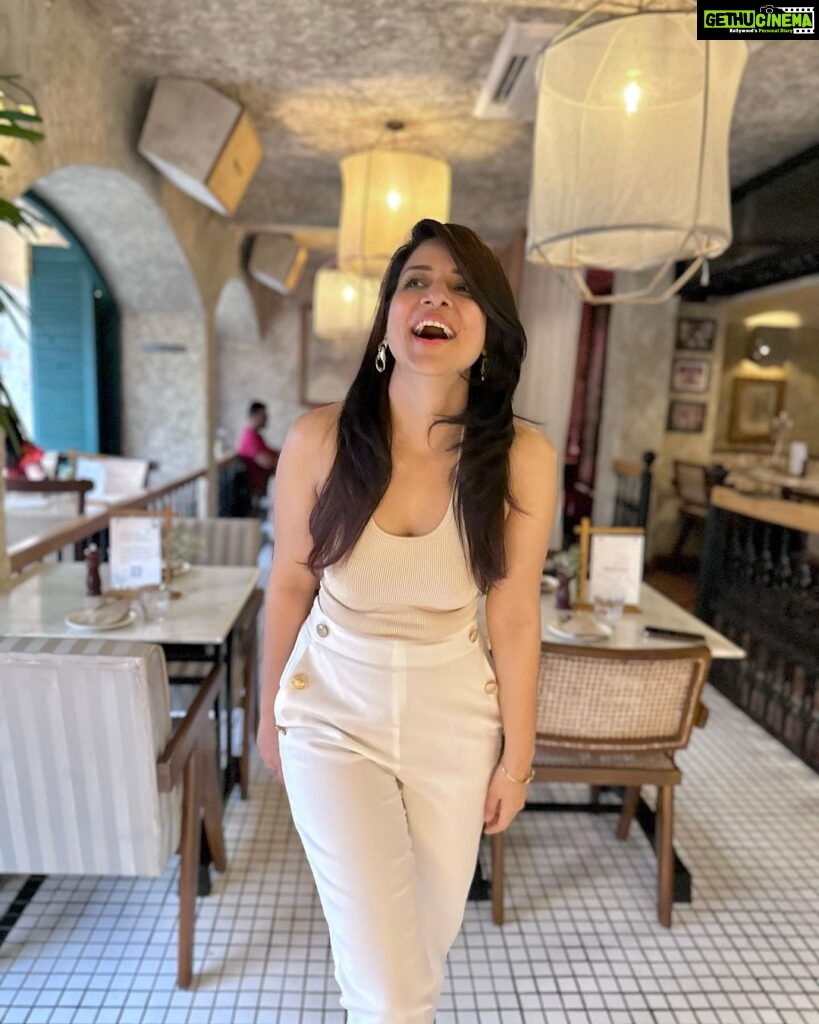 Actress Simple Kaul HD Instagram Photos and Wallpapers September 2023 ...