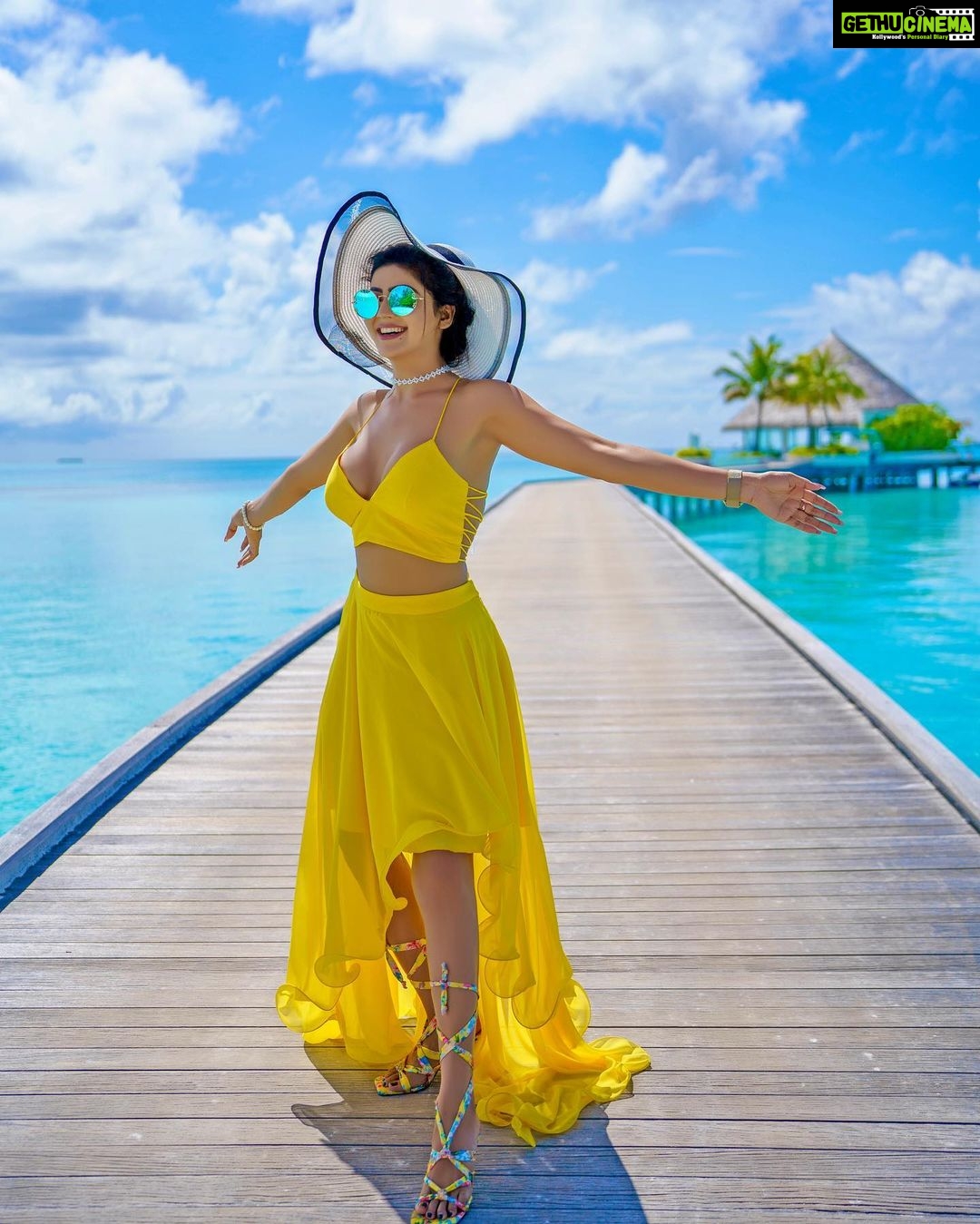 Actress Soniya Bansal HD Instagram Photos and Wallpapers July 2023 ...