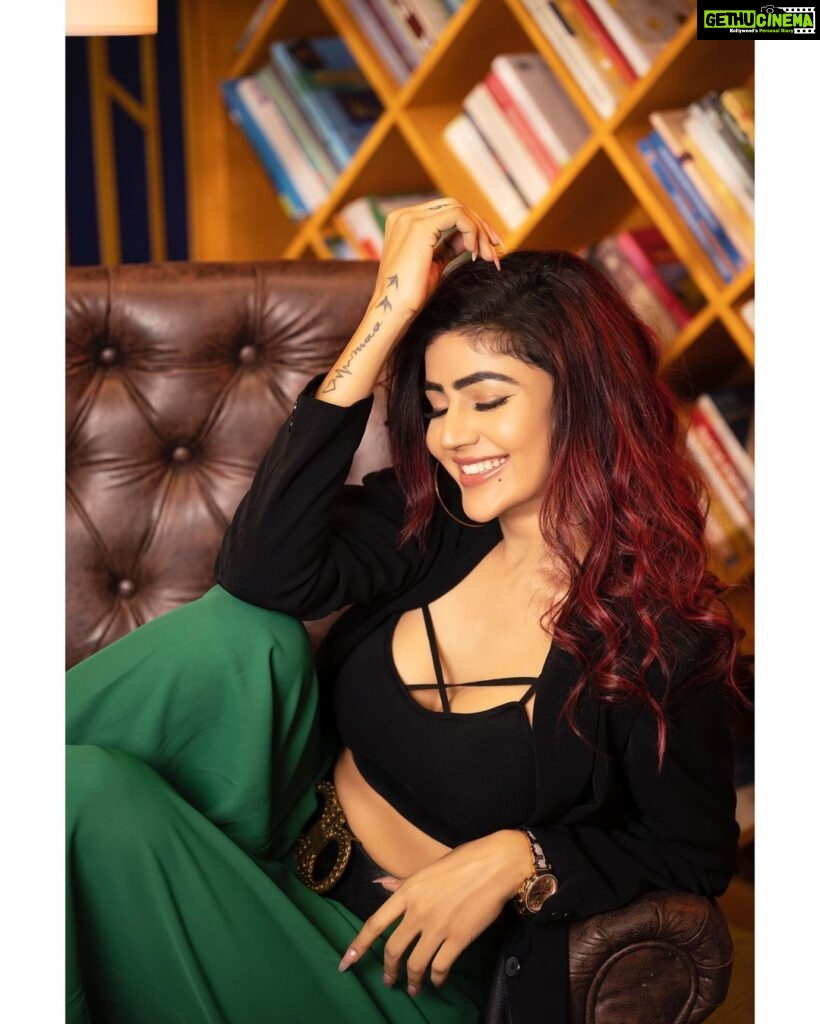 Actress Soniya Bansal HD Instagram Photos and Wallpapers October 2023 ...