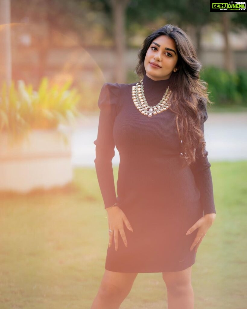 Actress Supritha HD Instagram Photos and Wallpapers March 2023 | Gethu ...