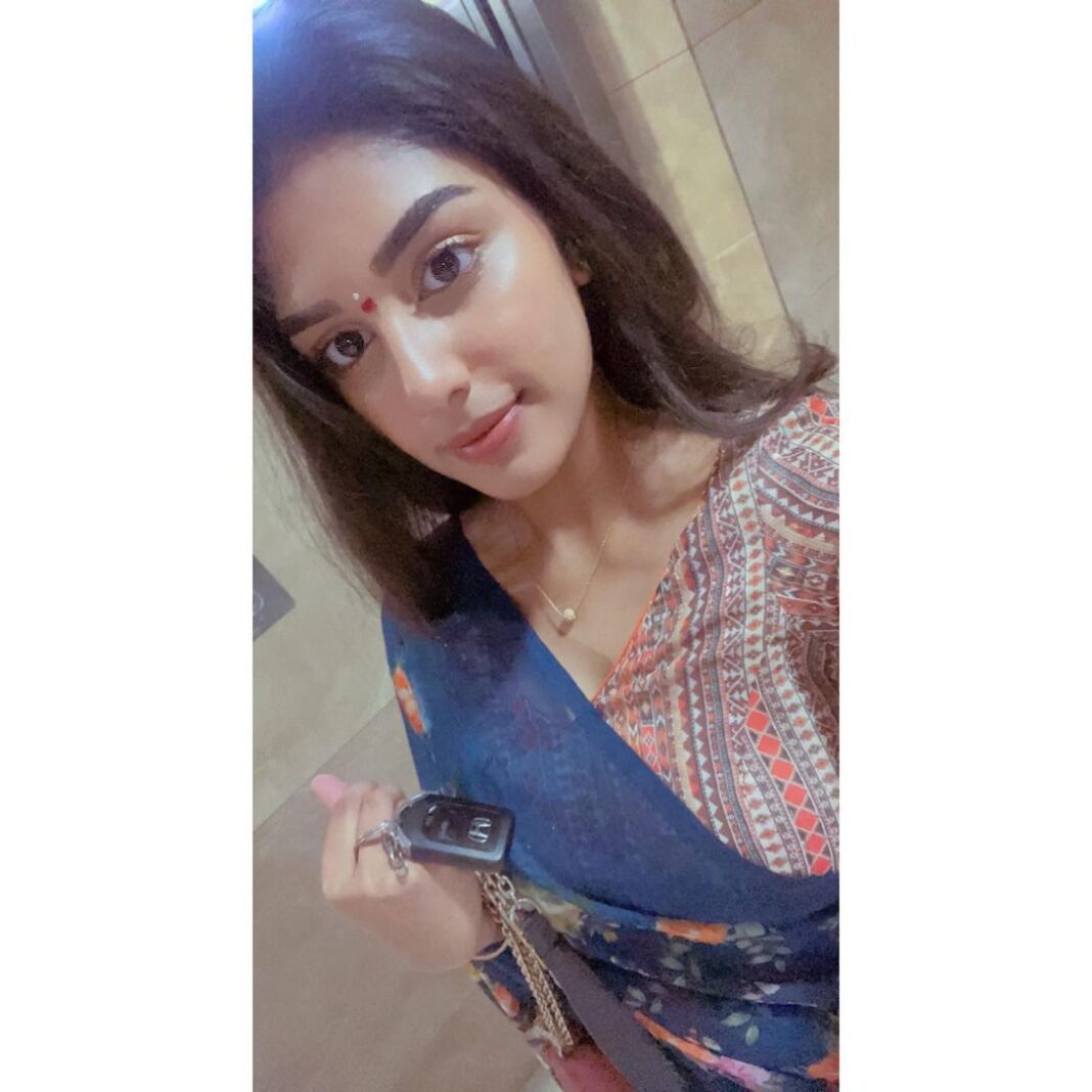 Actress Supritha HD Instagram Photos and Wallpapers August 2022 | Gethu ...