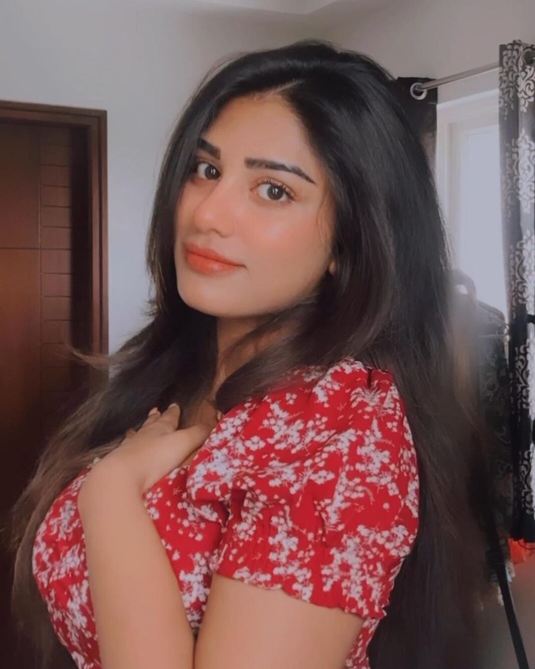 Actress Supritha HD Photos and Wallpapers July 2023 - Gethu Cinema