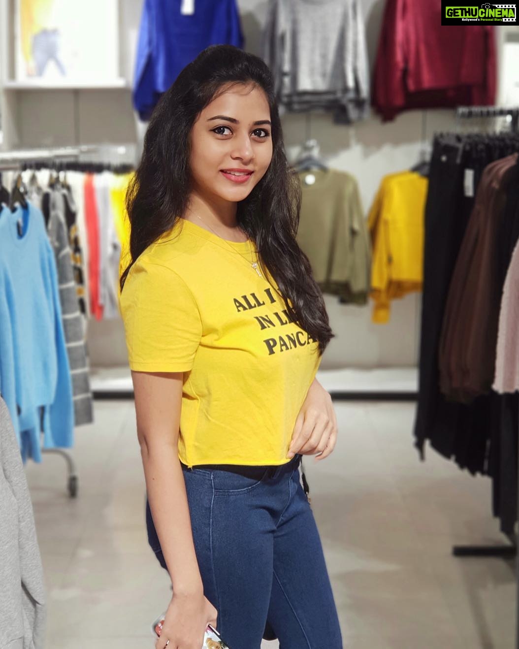 Actress Suza Kumar HD Instagram Photos and Wallpapers October 2018 ...