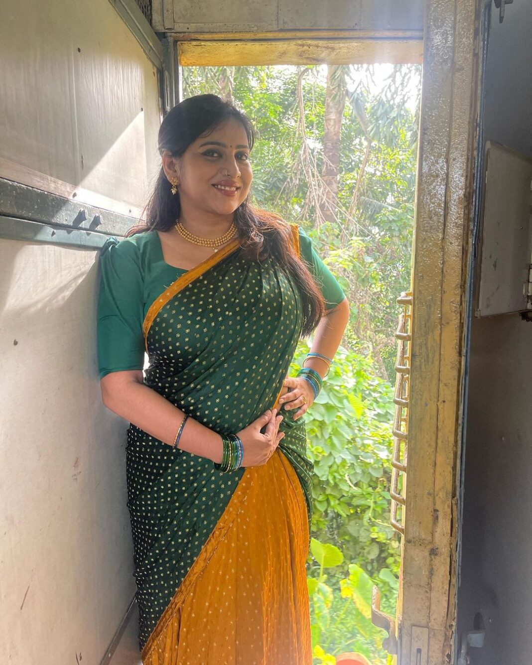 Actress Anna Rajan HD Photos and Wallpapers December 2022 - Gethu Cinema