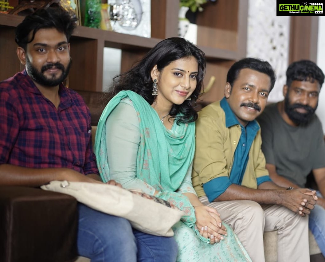 Anna Rajan Instagram – @randumovie @vishnuunnikrishnan.onair @sujith.lal.1690 | Gethu Cinema