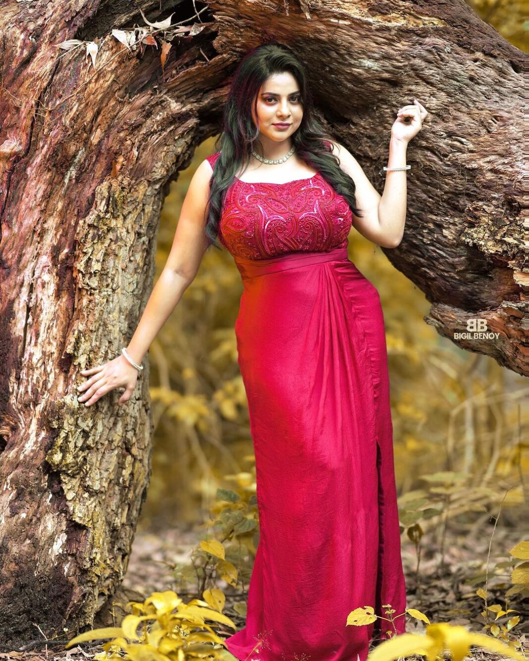 Actress Anna Rajan HD Photos and Wallpapers November 2023 | Gethu Cinema