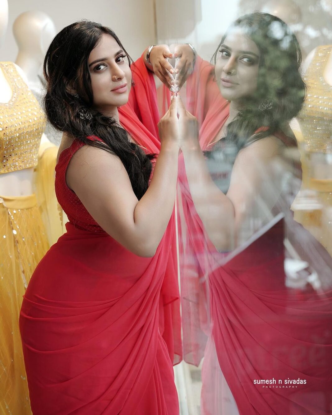 Actress Anna Rajan HD Photos and Wallpapers November 2023 | Gethu Cinema