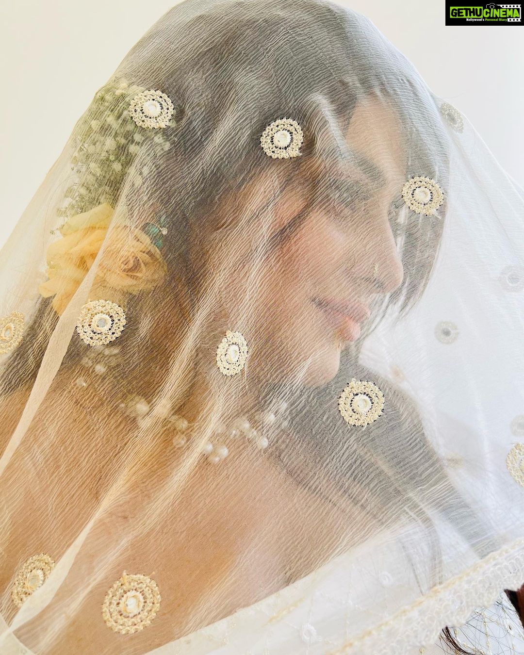 Anna Rajan Instagram – For the love of white ……….you matter. Dress ...