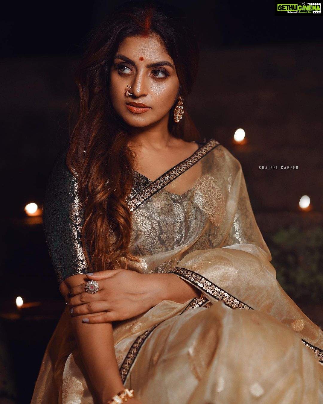 Actress Athmiya HD Instagram Photos and Wallpapers November 2023 ...