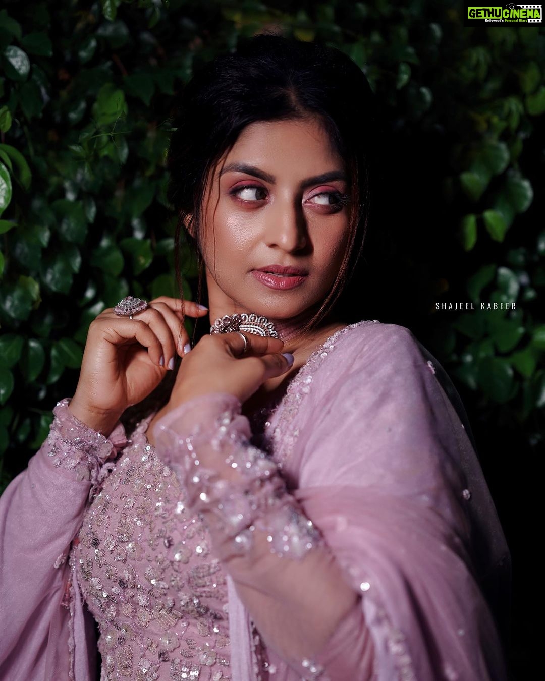 Actress Athmiya HD Instagram Photos and Wallpapers November 2023 ...