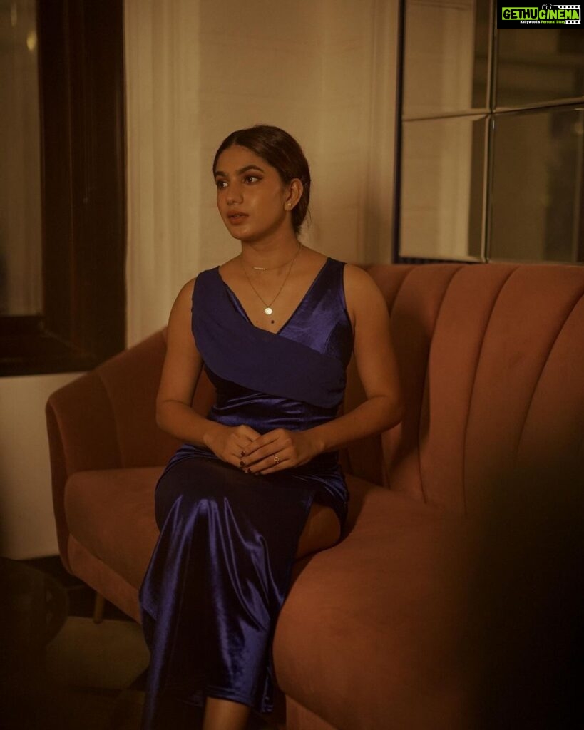 Actress Deepa Thomas HD Instagram Photos and Wallpapers November 2023 ...