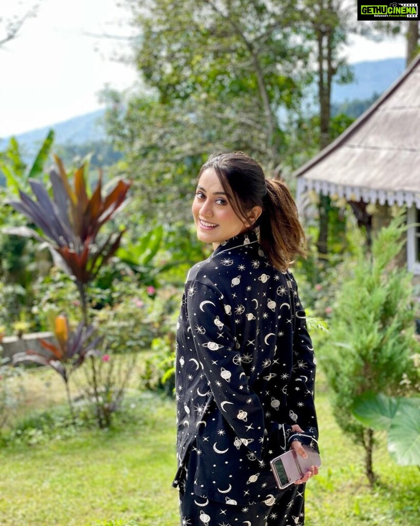 Actress Elina Samantray HD Instagram Photos and Wallpapers November ...