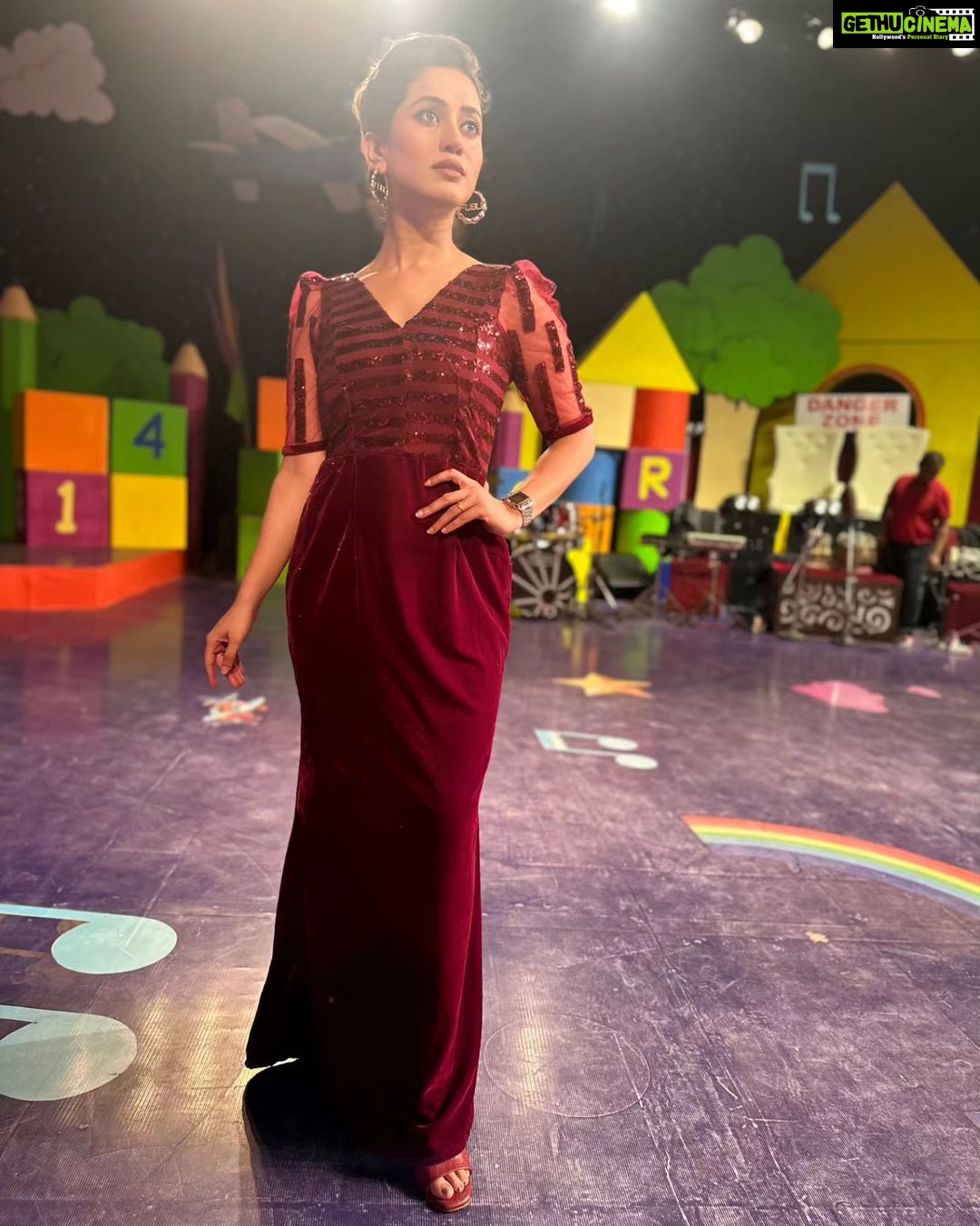 Elina Samantray Instagram – It’s difficult for me to not smile in my ...