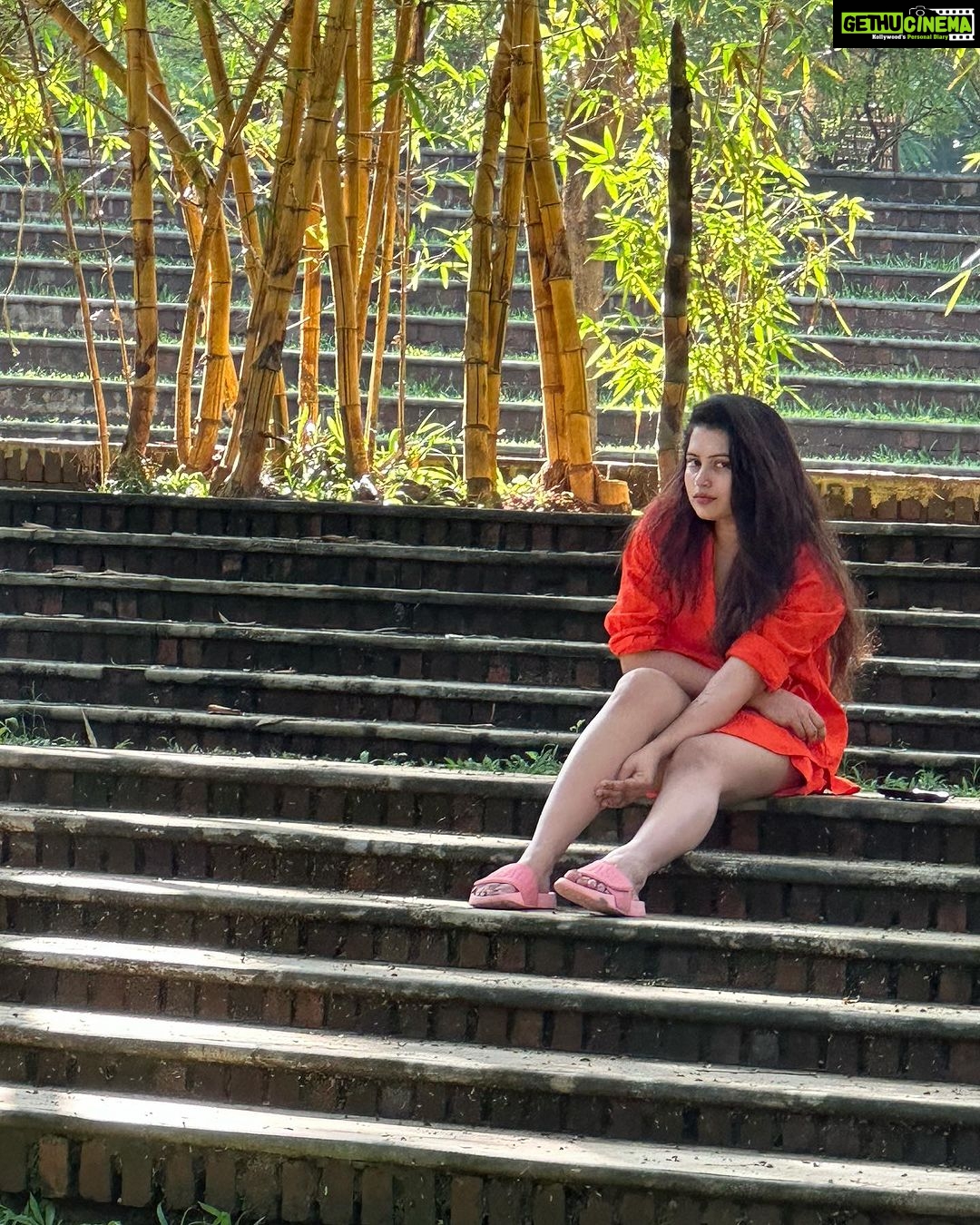 Actress Farina Azad HD Instagram Photos and Wallpapers October 2023 ...