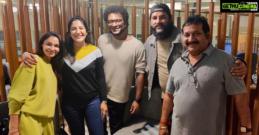 Singer Haricharan HD Instagram Photos and Wallpapers October 2023 ...
