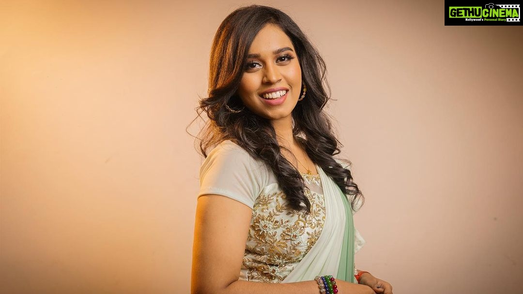 Actress Haripriya HD Instagram Photos and Wallpapers November 2023 | Gethu Cinema