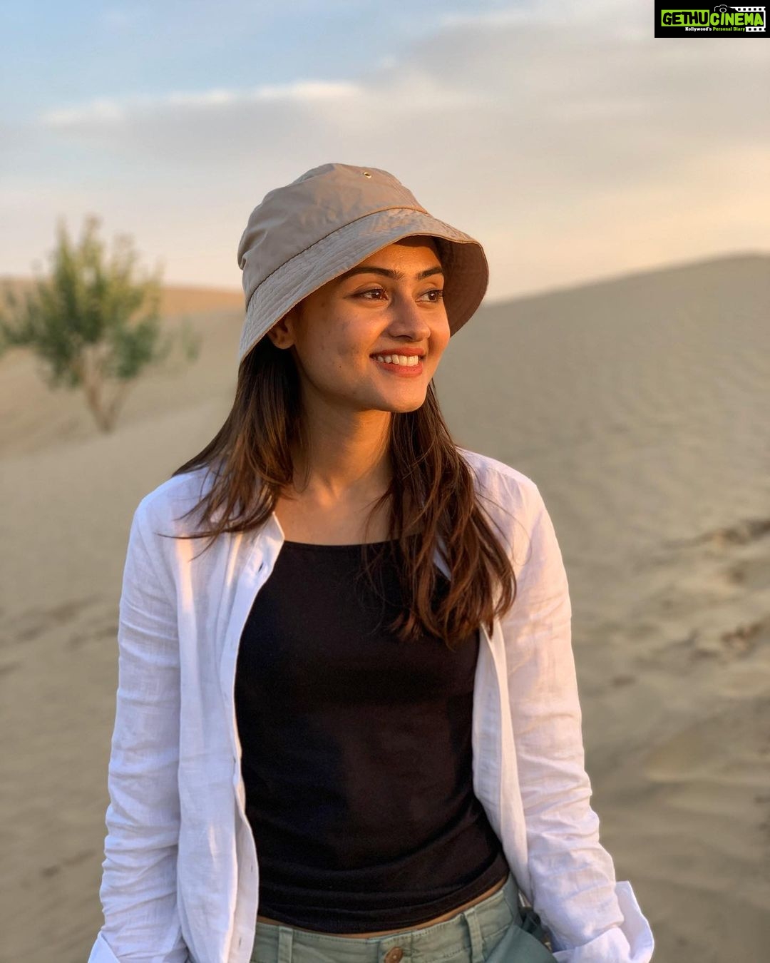 Actress Janki Bodiwala HD Instagram Photos and Wallpapers August 2022 ...