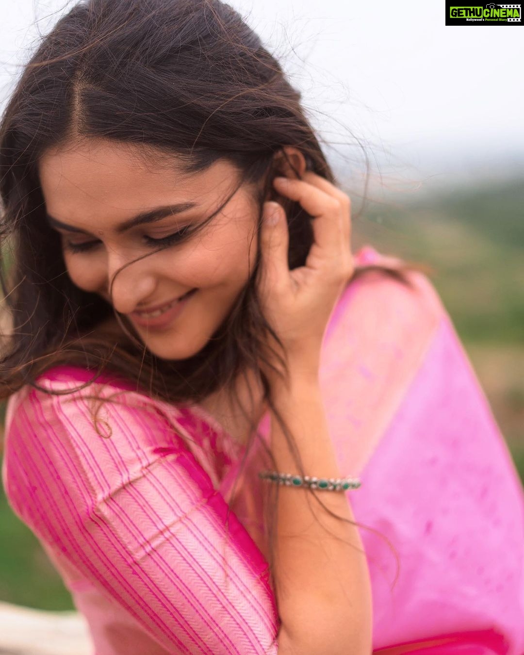 Kayadu Lohar Wiki, Biography, Age, Gallery, Spouse and more Kayadu Lohar Wiki, Biography, Age, Gallery, Spouse and more
