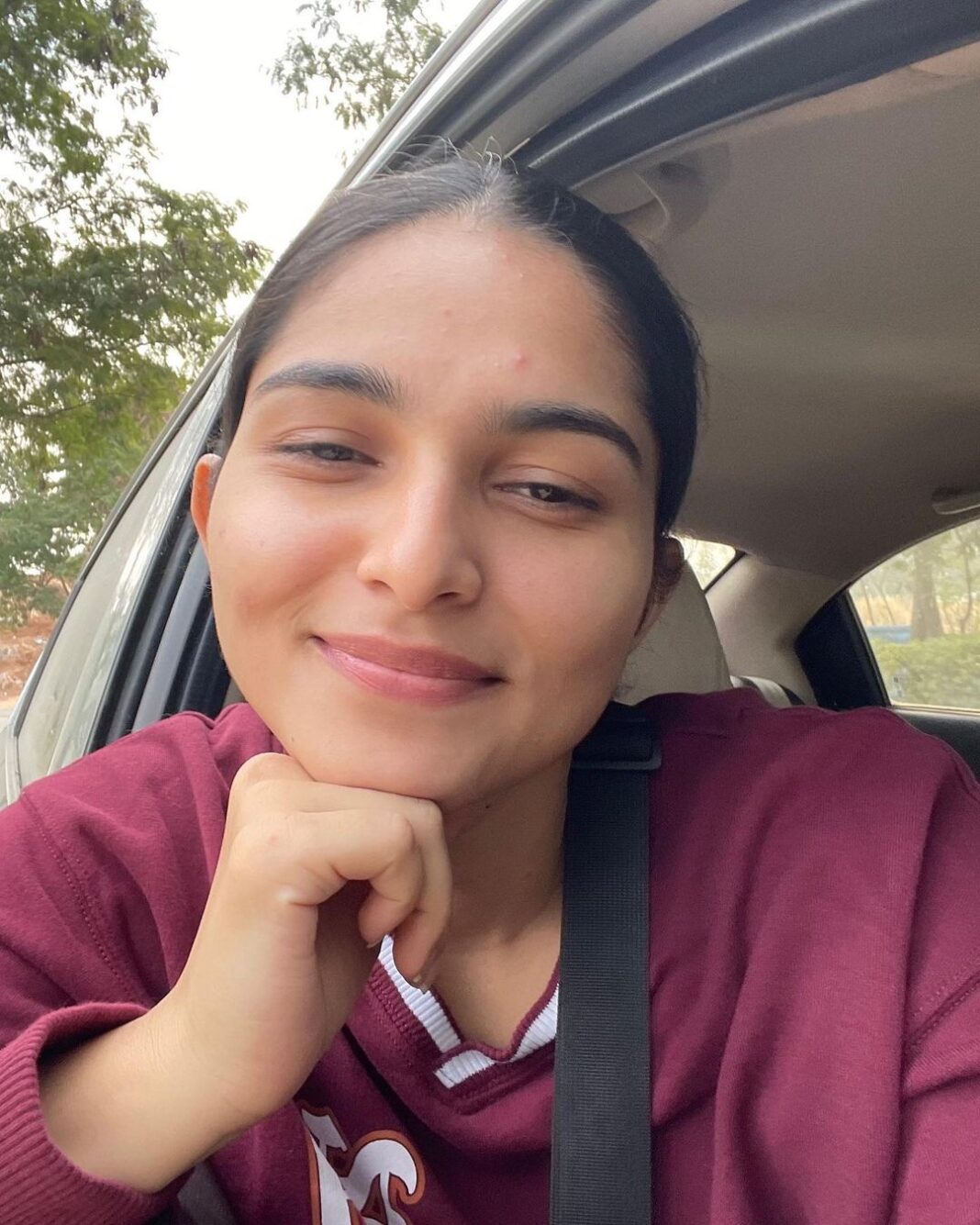 Actress Kayadu Lohar HD Photos and Wallpapers November 2022 - Gethu Cinema