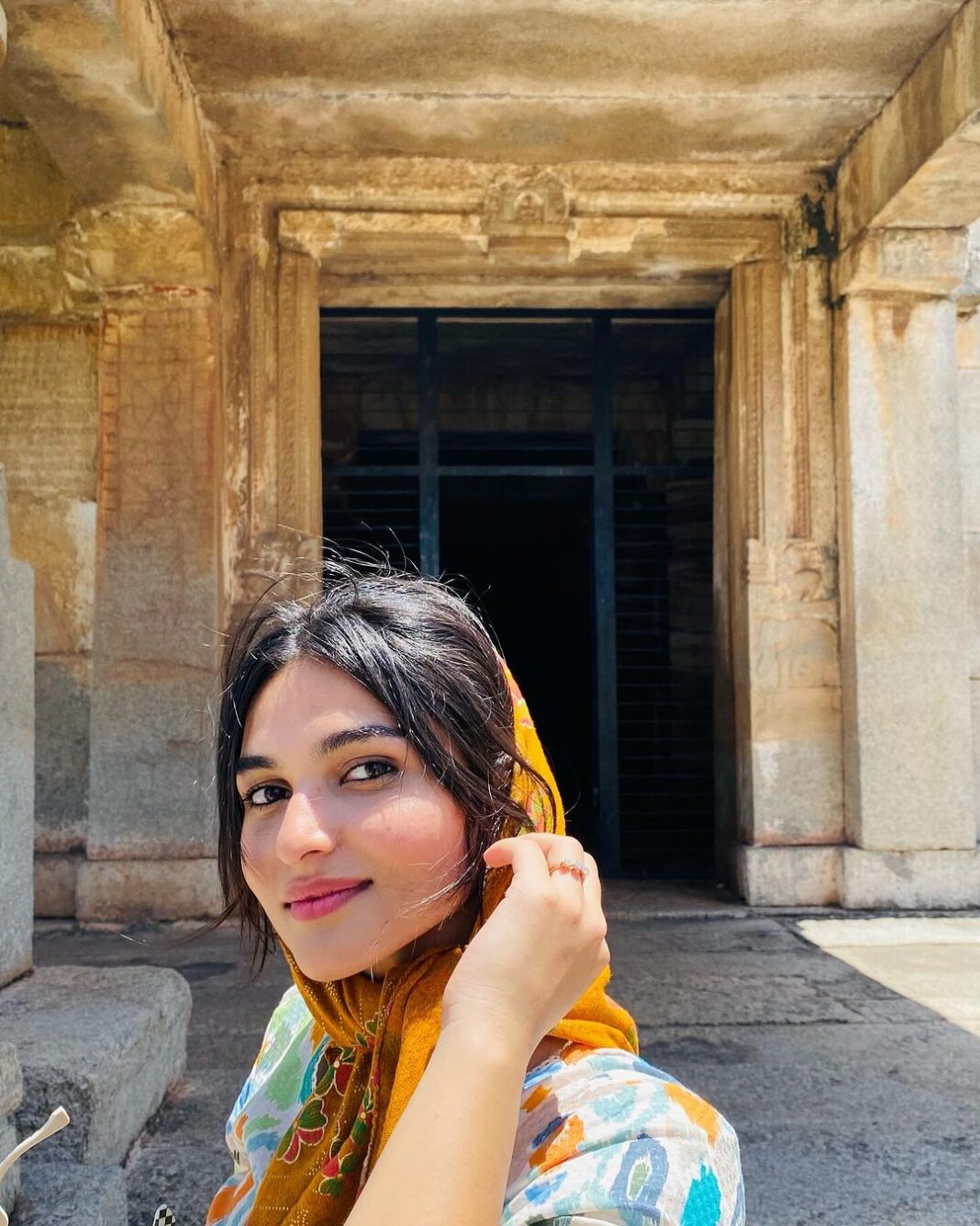 Actress Kayadu Lohar HD Photos and Wallpapers September 2023 - Gethu Cinema