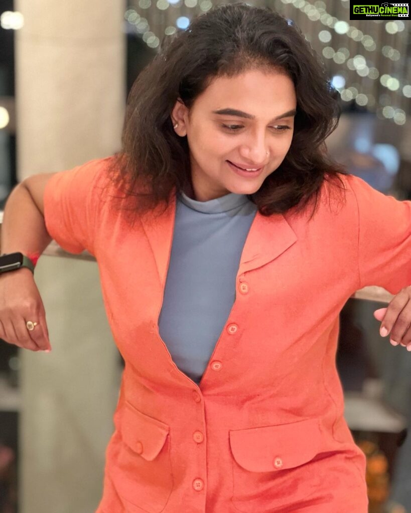 Actress Krishna Praba HD Instagram Photos and Wallpapers July 2023 ...