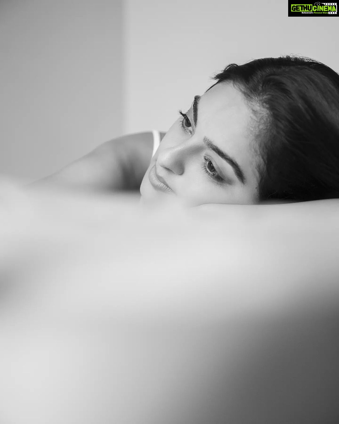 Actress Maira Doshi HD Instagram Photos and Wallpapers May 2023 | Gethu ...