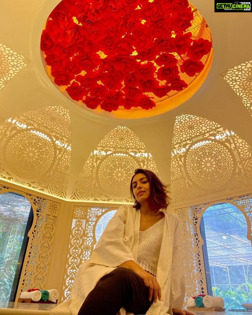 Actress Maira Doshi HD Instagram Photos and Wallpapers June 2024 ...