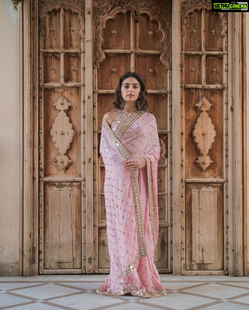 Actress Maira Doshi HD Instagram Photos and Wallpapers June 2024 ...