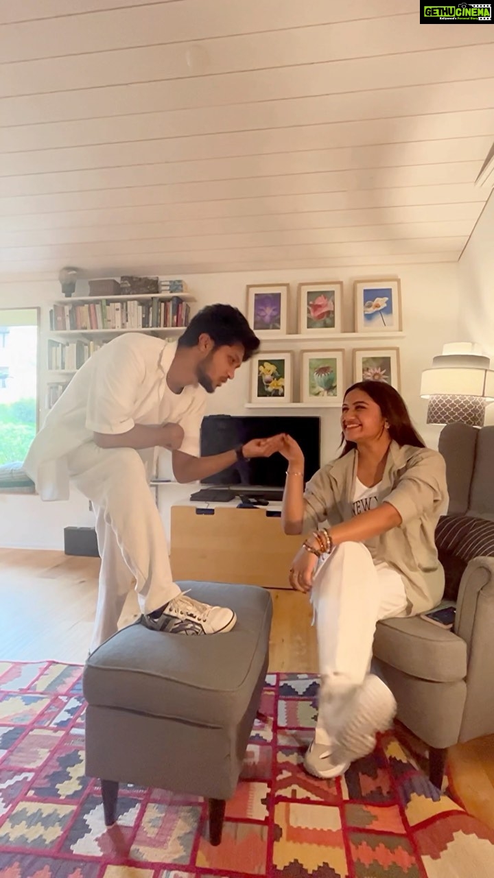 Mani Chandra Wiki, Biography, Age, Gallery, Spouse and more