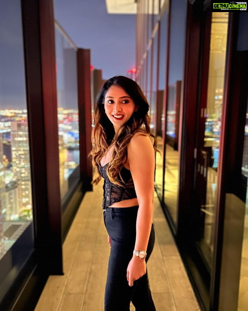 Actress Natasha Doshi HD Instagram Photos and Wallpapers October 2022 | Gethu Cinema