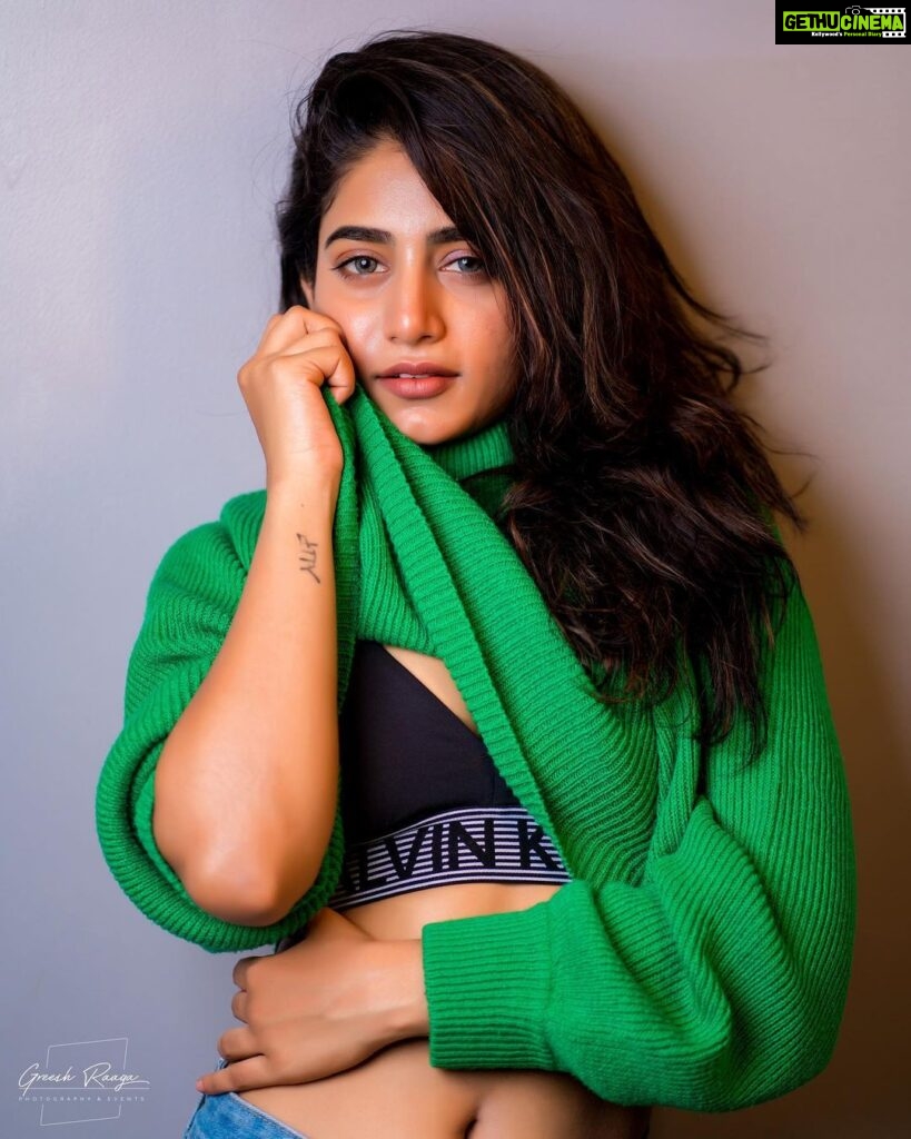 Actress Nayani Pavani HD Instagram Photos and Wallpapers July 2023 ...