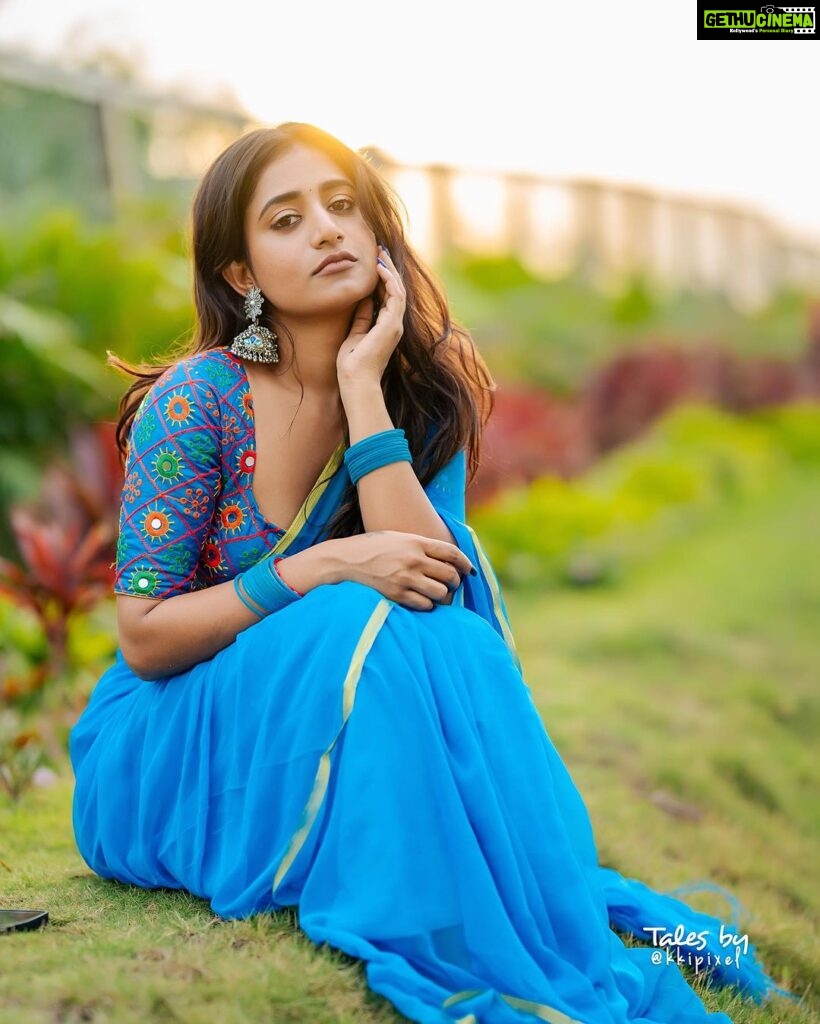 Actress Nayani Pavani HD Instagram Photos and Wallpapers September 2023 ...