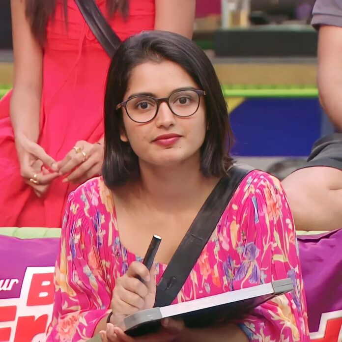 Actress Priyanka M Jain HD Instagram Photos and Wallpapers November ...