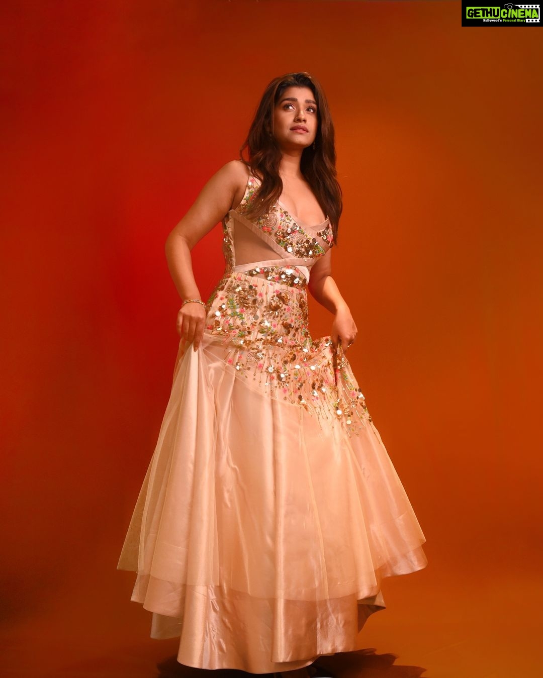 Actress Rasika Sunil HD Instagram Photos and Wallpapers February 2024 | Gethu Cinema