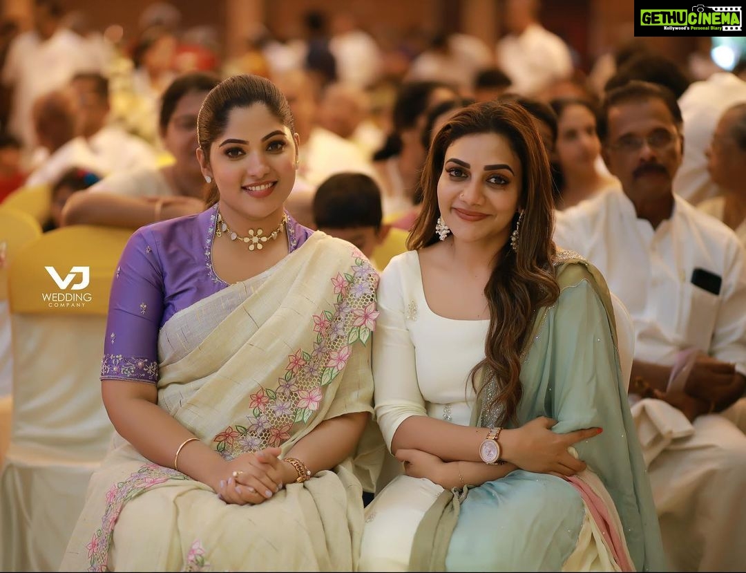 Singer Rimi Tomy HD Instagram Photos and Wallpapers September 2023 ...