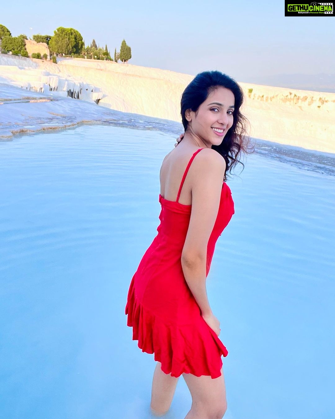 Riya Suman Instagram – Marvelling at this natural wonder of Pamukkale ...