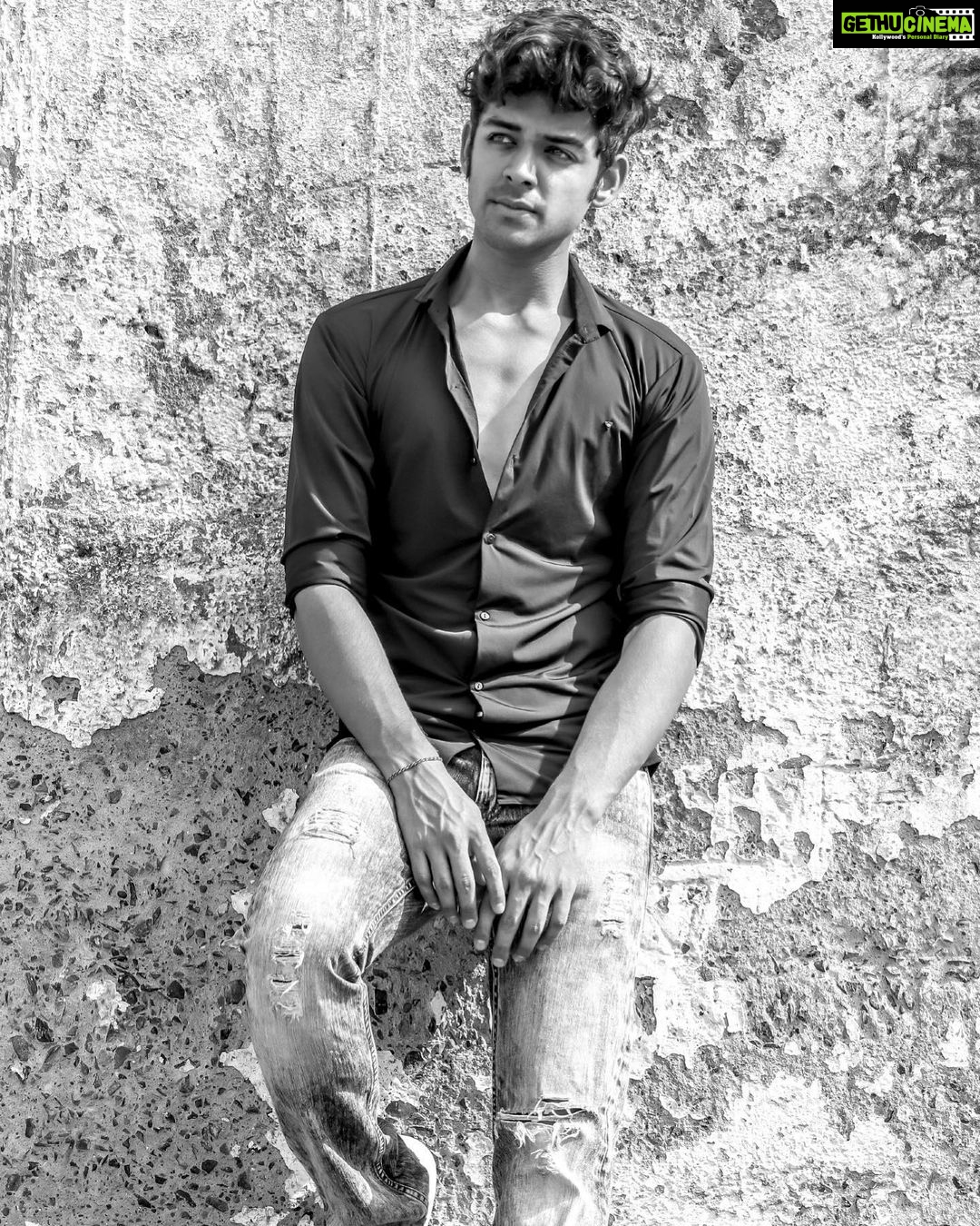Actor Samarth Jurel HD Instagram Photos and Wallpapers July 2022 ...