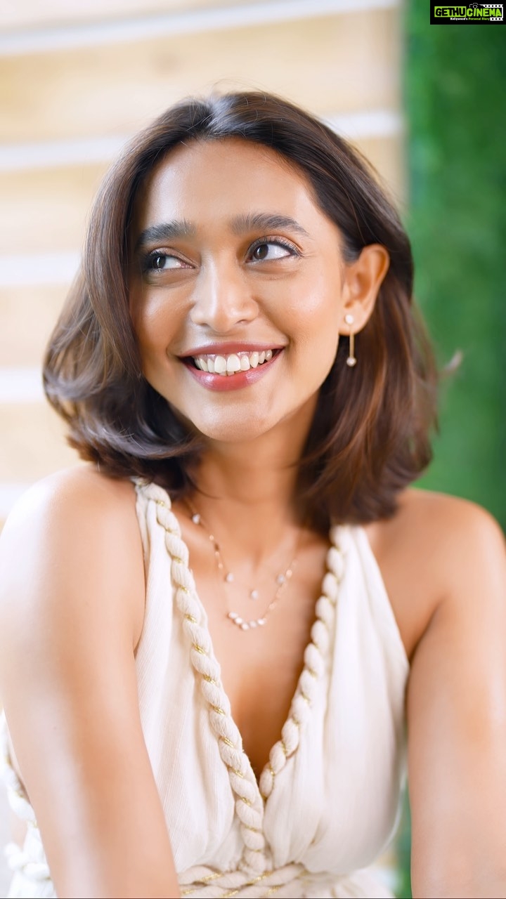 Actress Sayani Gupta HD Instagram Photos and Wallpapers October 2023 ...