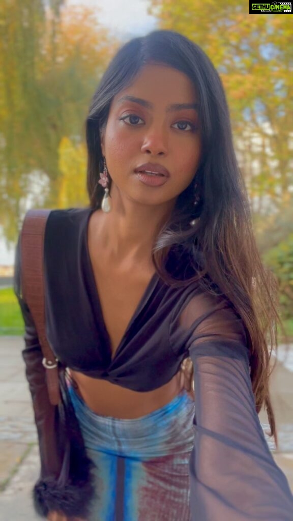 Actress Shaun Romy HD Instagram Photos and Wallpapers November 2023 ...