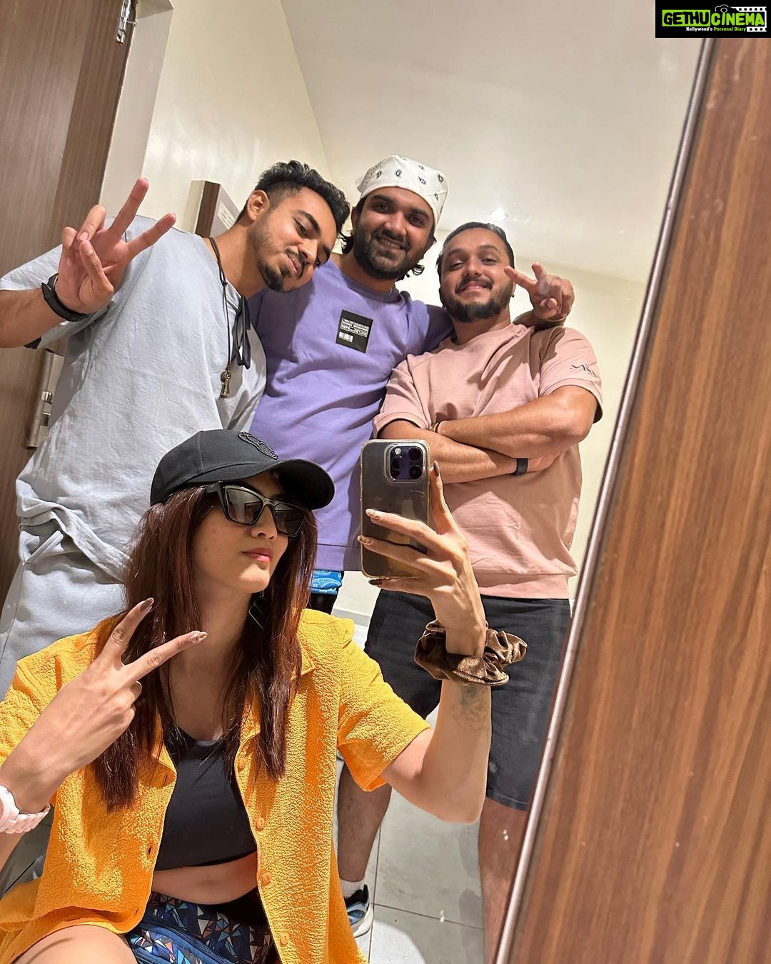 Actress Shriya Tiwari HD Instagram Photos and Wallpapers May 2023 ...