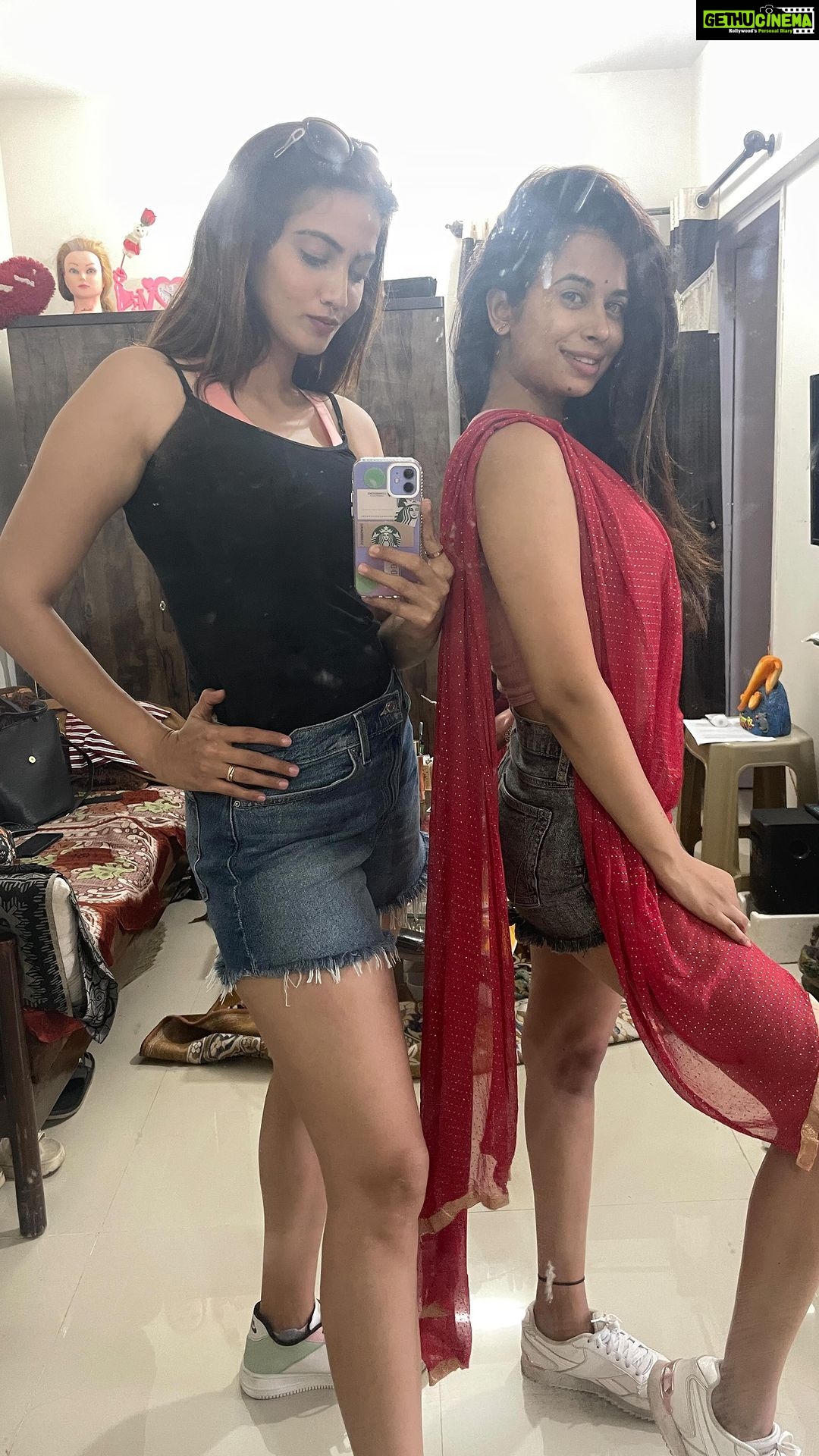 Actress Shriya Tiwari HD Instagram Photos and Wallpapers April 2023 ...